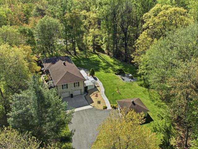 4465 Camelot Drive