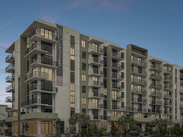 4465 Griffin Rd, Unit B5, Davie, FL 33314 | MLS #A11866