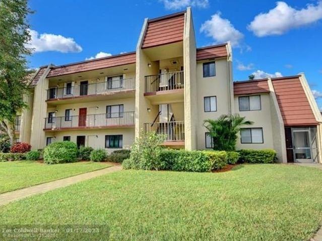 4465 Luxemburg Ct #308, Lake Worth, FL 33467
