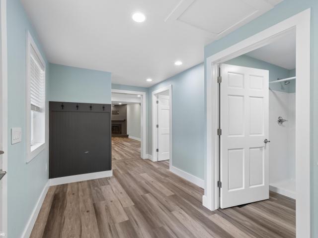 4466 Park Avenue