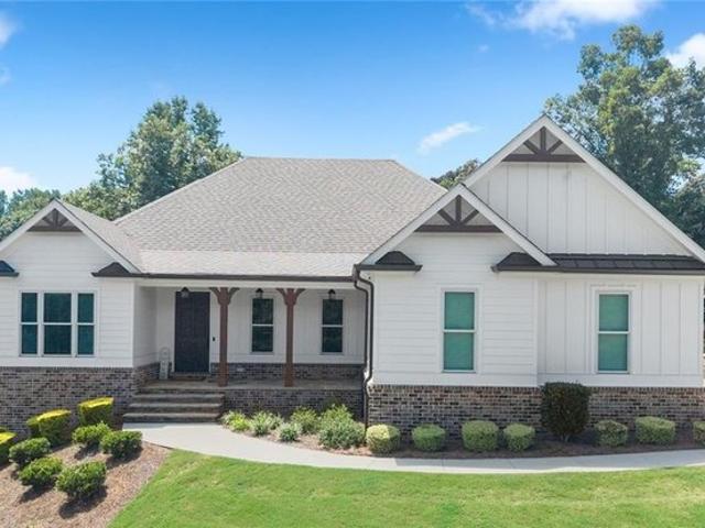 4466 Park Royal Dr, Flowery Branch, GA 30542