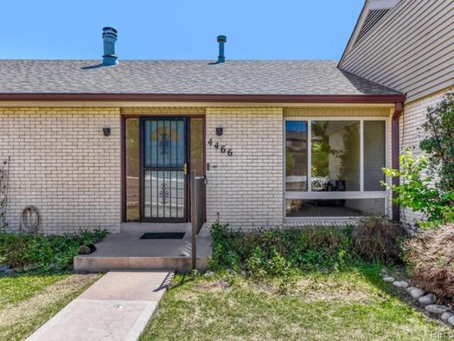 4466 W Pondview Dr, Littleton, CO 80123