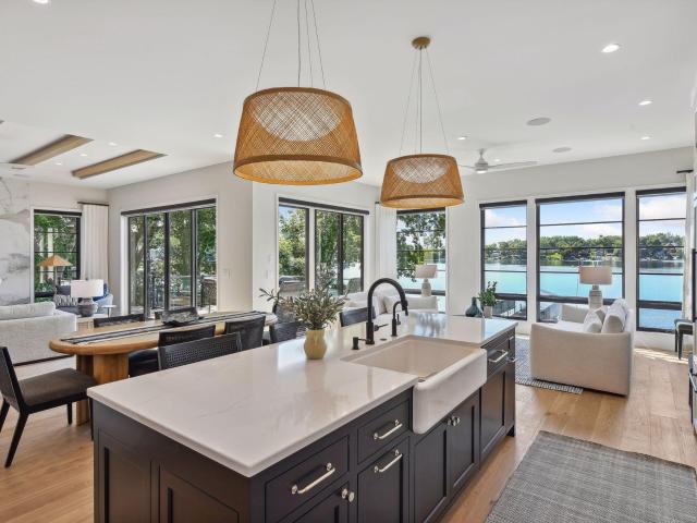 4467 Lafayette Lane