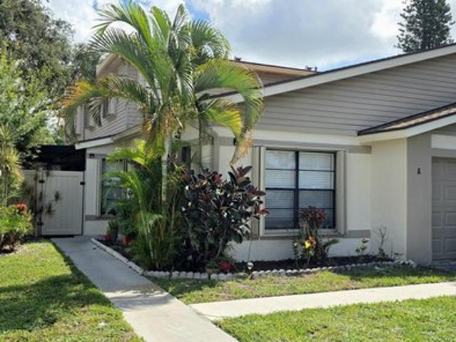 4467 Willow Pond Rd Apt A, West Palm Beach, FL 33417