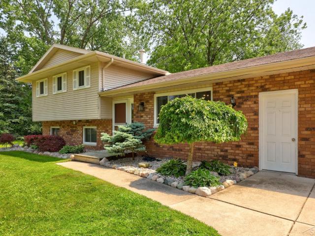 4460 Meadowbrook Lane