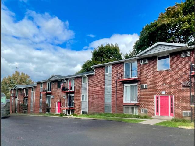 4460 Milton Avenue Camillus Villager Apartments