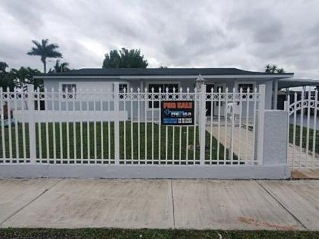 4460 NW 202nd St, Miami Gardens, FL 33055