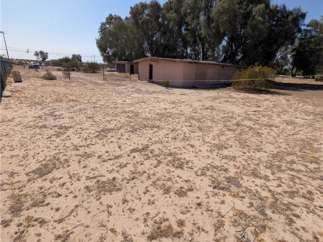 4460 Adobe