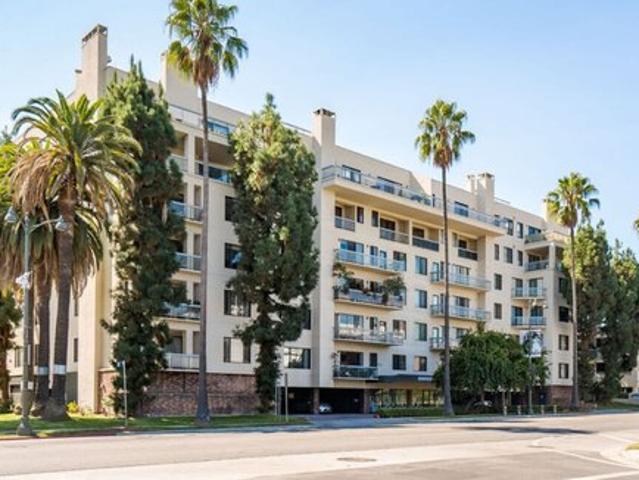 4460 Wilshire Blvd Apt 207, Los Angeles, CA 90010