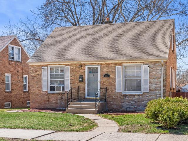4461 N 39th St