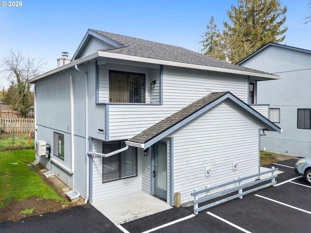 4461 SW Garden Home Rd, Portland, OR 97219