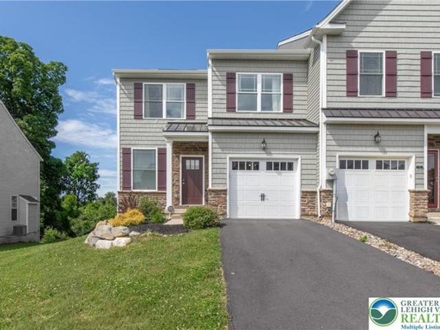4462 Benjamin Ct, Upper Milford Township, PA 18049
