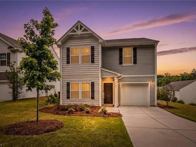 4462 Wesmar Dr, Pfafftown, NC 27040