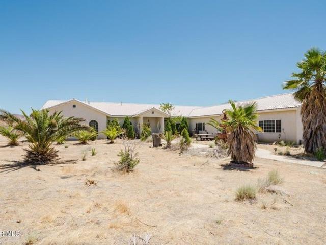 4463 Cloud 9 Ave, Mojave, CA 93501