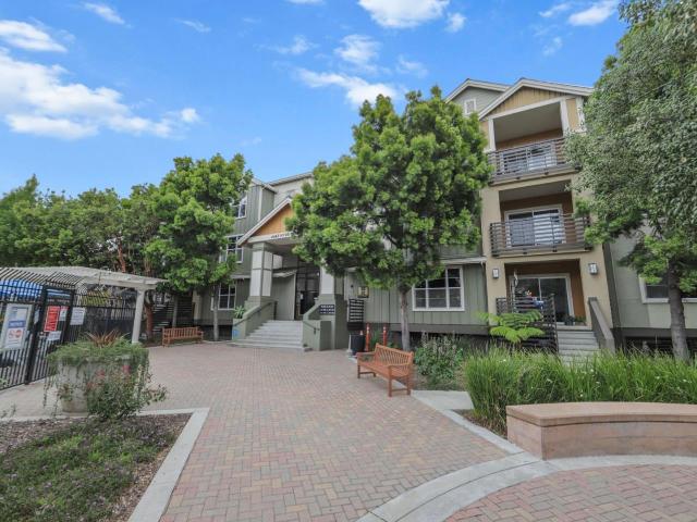 4463 Hyde Common 306