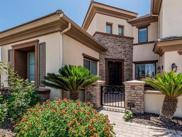 4463 S Oregon Ct, Chandler, AZ 85248 | Compass