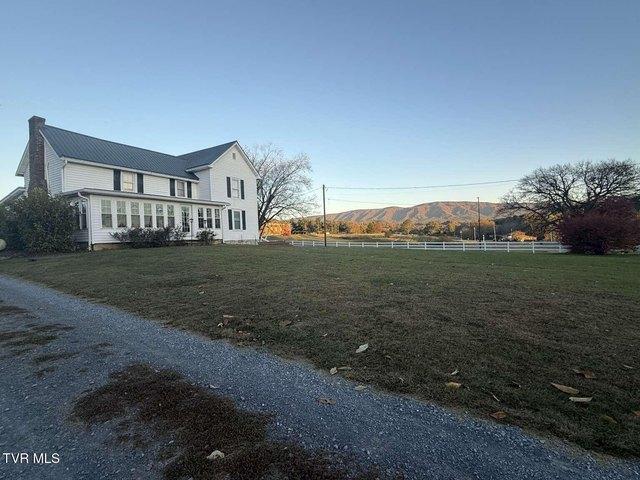 4463 Weaver Pike, Bluff City, TN 37618