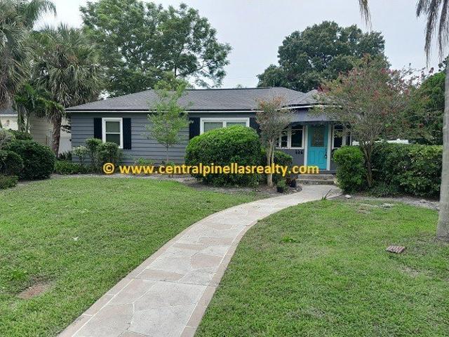 446 37th Ave NE, Saint Petersburg, FL 33704