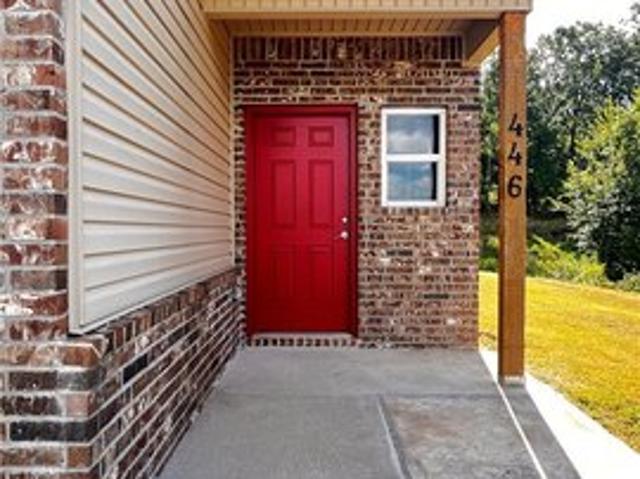 446 Cooper St, Huntsville, AR 72740