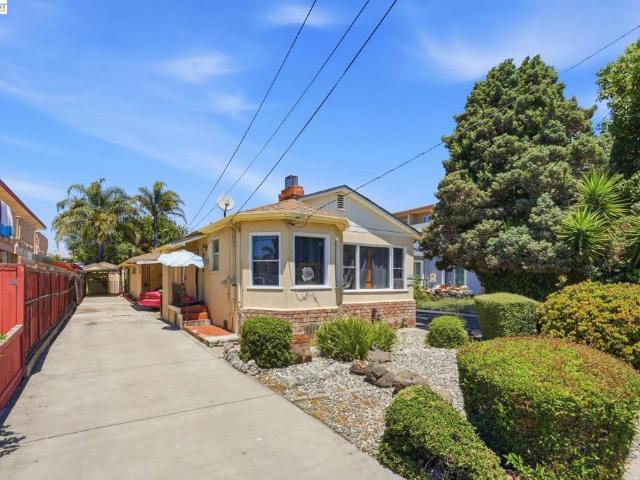 446 Dolores Ave