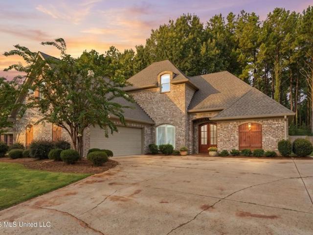 446 Edgewood Xing, Brandon, MS 39042