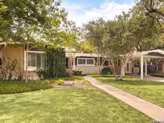 446 Forrest Hill Dr