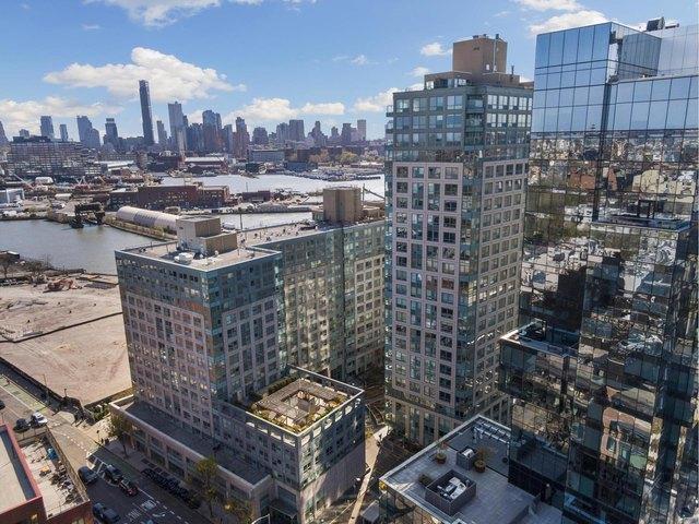 446 Kent Ave Apt 10C, Brooklyn, NY 11249