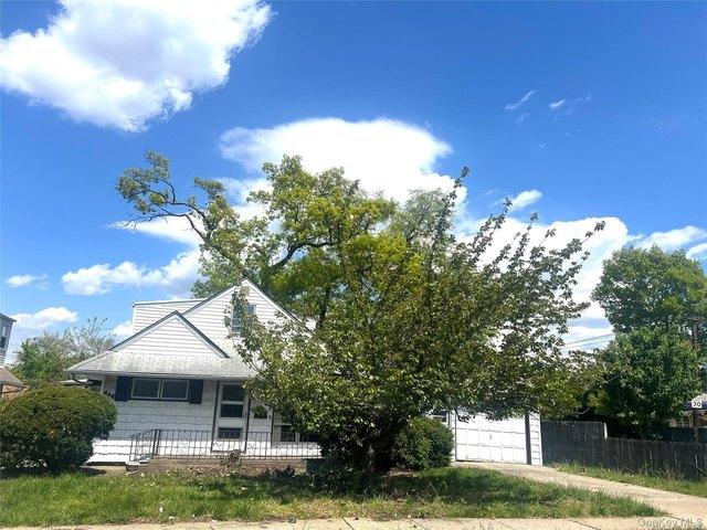 446 Howard Ave, Woodmere, NY 11598