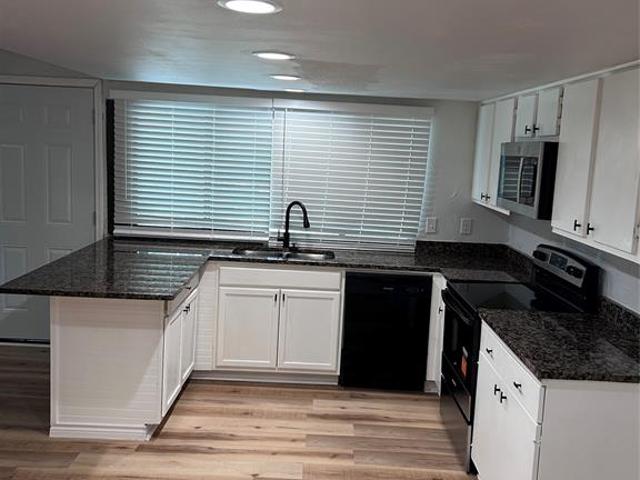 446 Meadowhill Drive