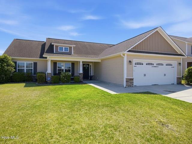 446 Meadowlark Dr, Winterville, NC 28590