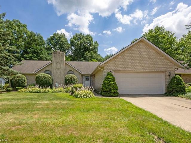 446 Memory Ln, Wooster, OH 44691