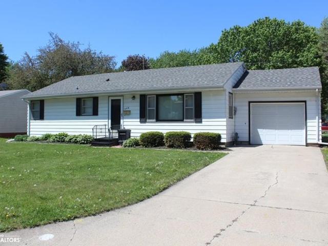 446 N Best St, Forest City, IA 50436