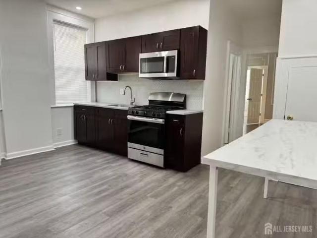 446 North 11th Street, 1R, Newark, NJ 07107