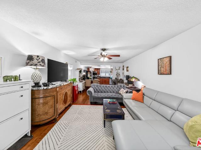 446 S St Andrews Place 2