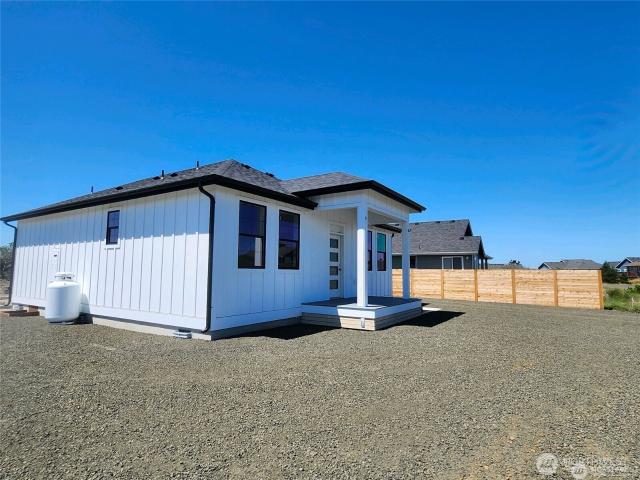 446 Salina Cruz Avenue SW
