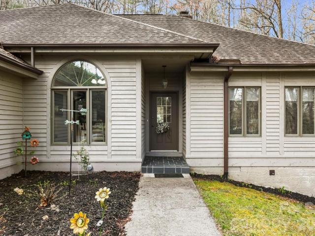 446 Silver Fox Lane