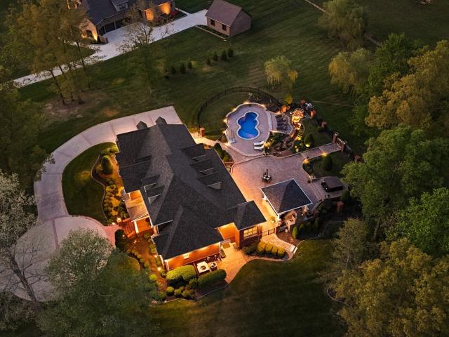 446 Waterford Dr