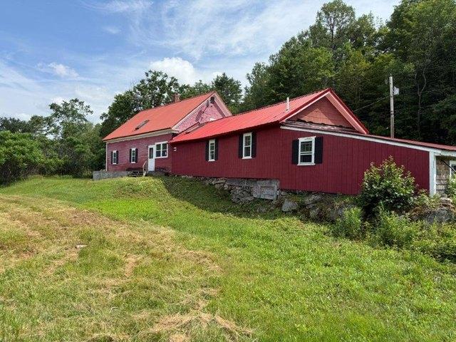446 Walker Brook Rd, Danbury, NH 03230