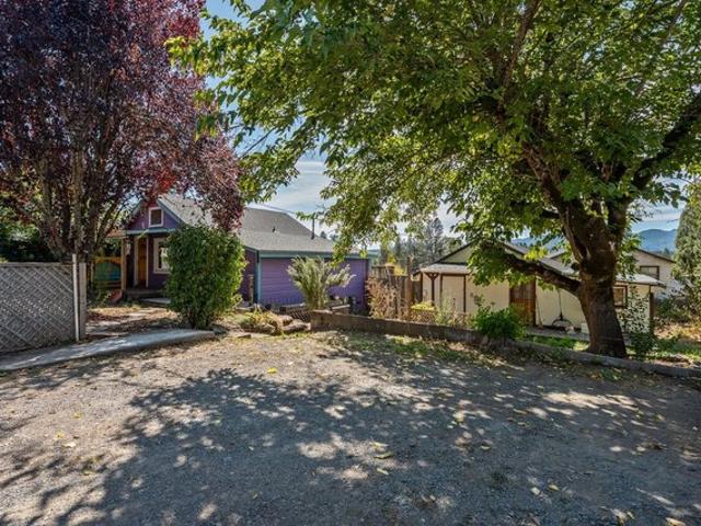 44750 Harmon Dr, Laytonville, CA 95454