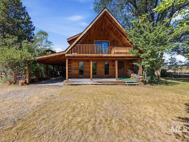 4475 Oregon Trail Pl, Boise, ID 83716