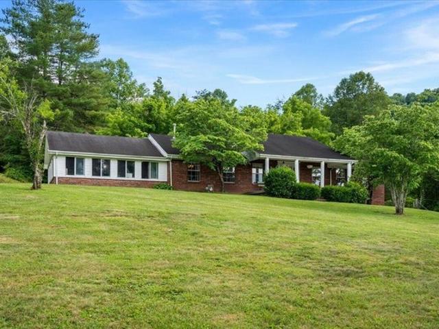 4475 Campton Rd, Stanton, KY 40380
