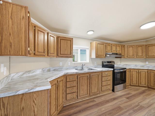 4475 Franklin BLVD # 9