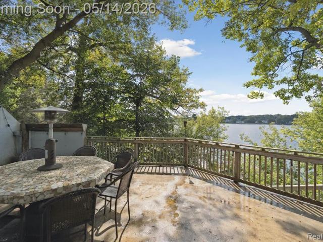 4475 Harp Drive