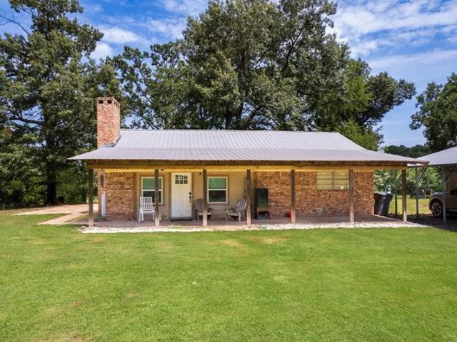 4477 FM 1448, Scroggins, TX 75480