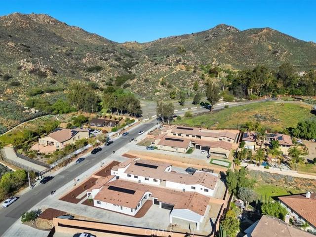 4477 Gilchrist Dr, Riverside, CA 92505 | MLS #IV26104