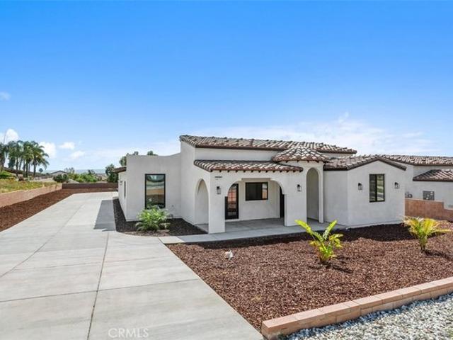 4477 4 Gilchrist Dr, Riverside, CA 92505