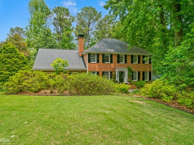 4470 Karls Gate Dr, Marietta, GA 30068