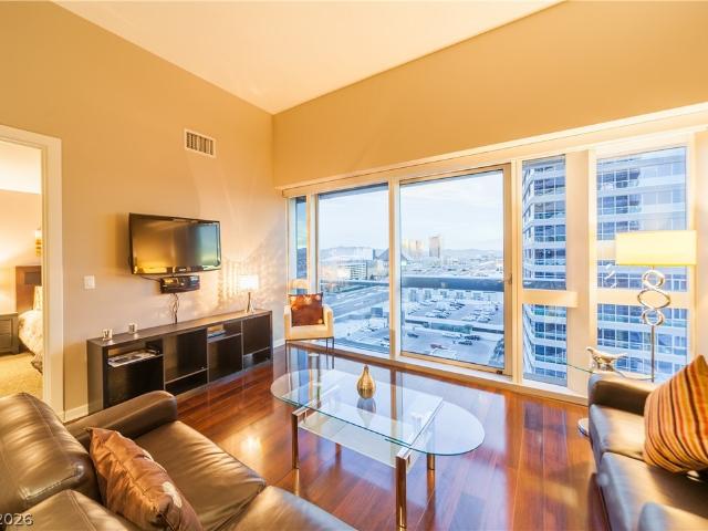 4471 Dean Martin Drive 1605