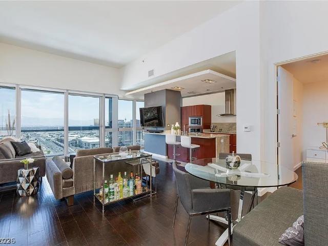 4471 Dean Martin Drive 3508