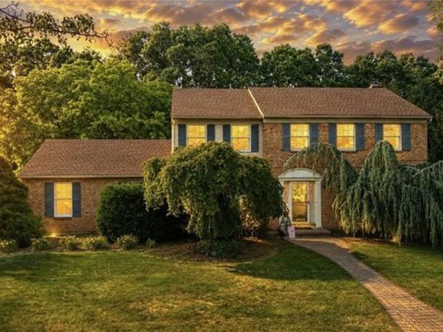4471 Wagner Dr, Bethlehem, PA 18020